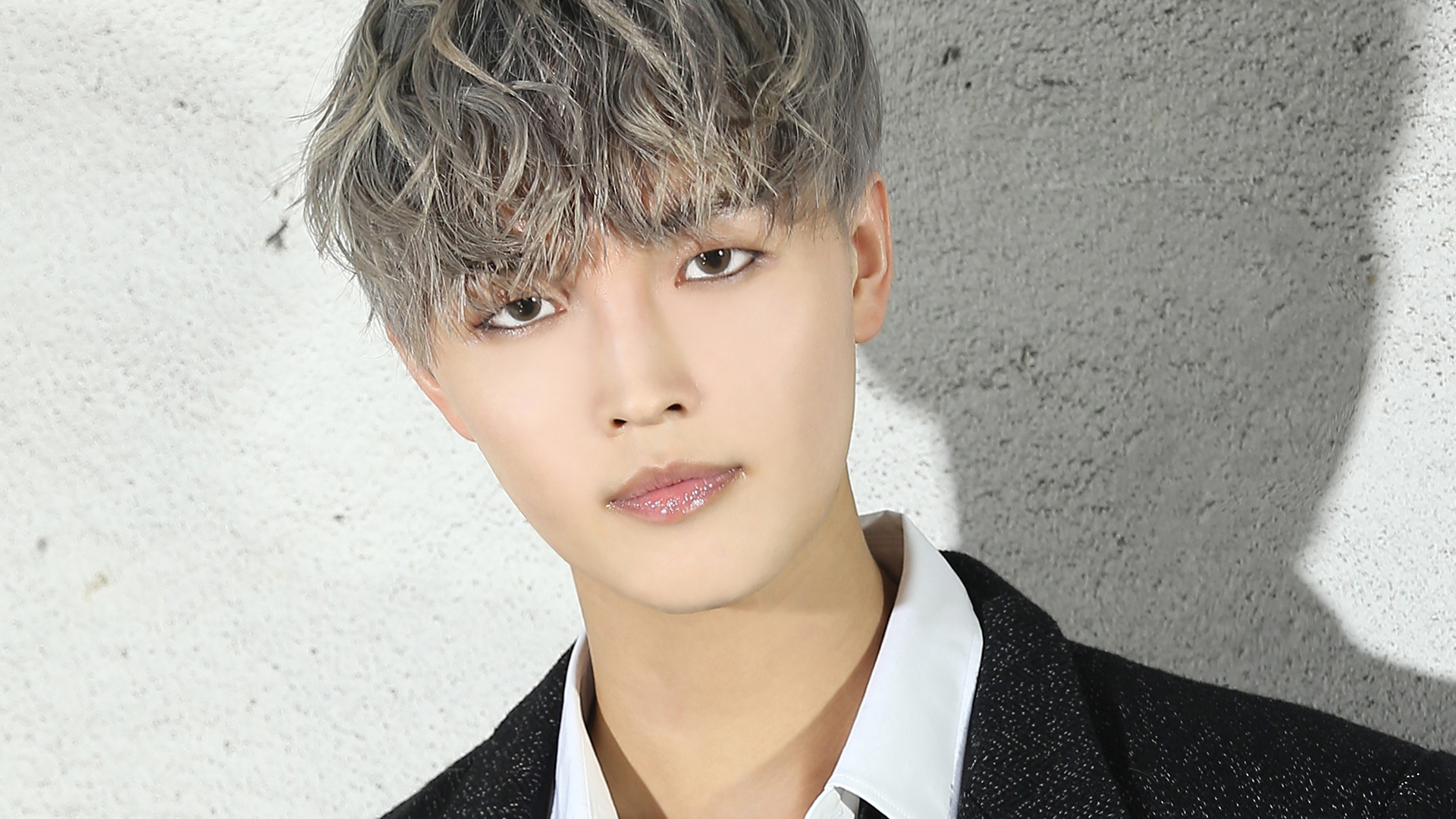 BUZZ-UP Official Site